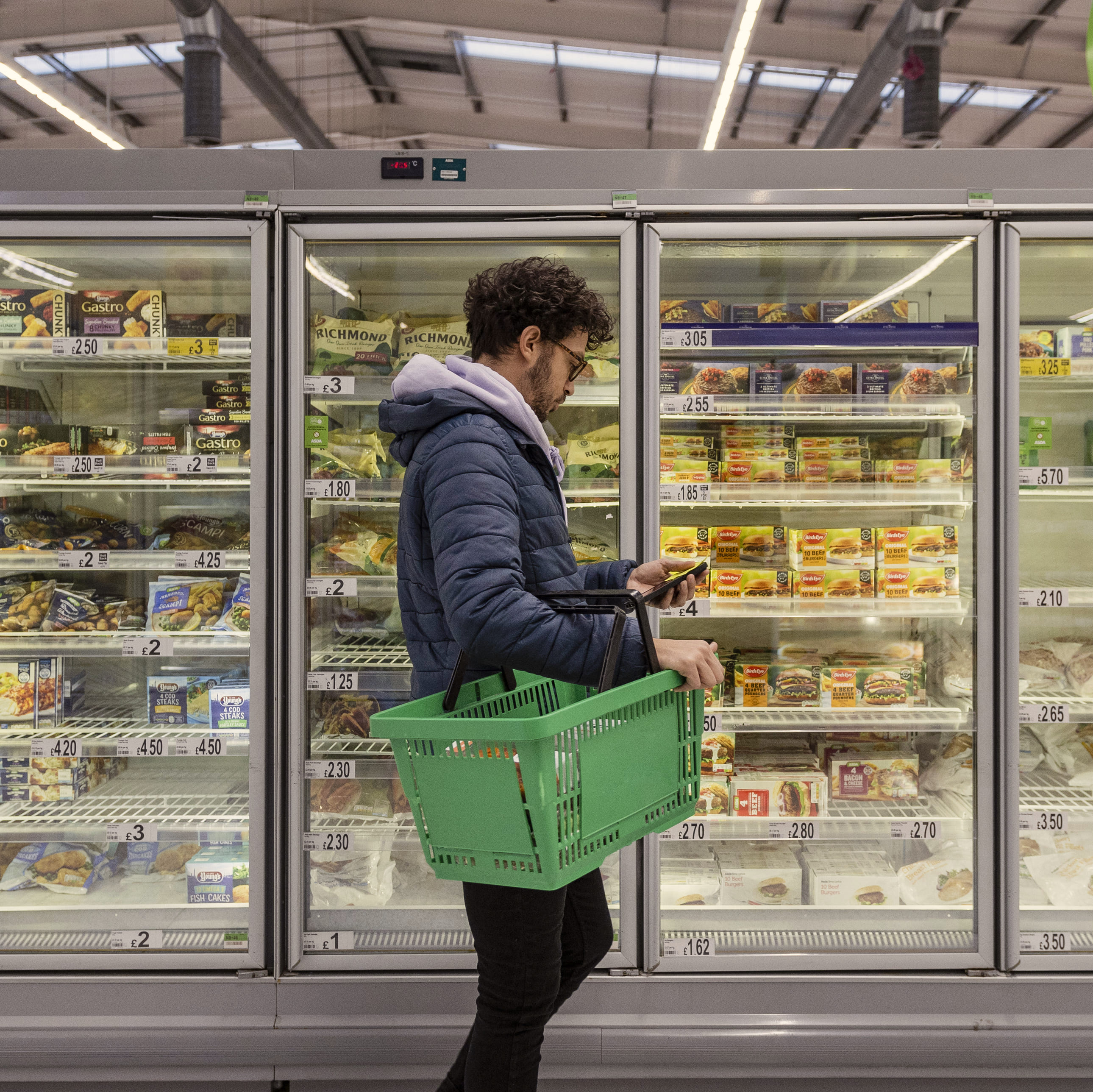 Adhesives for food packaging at low temperatures - EVA Hot melt and ...